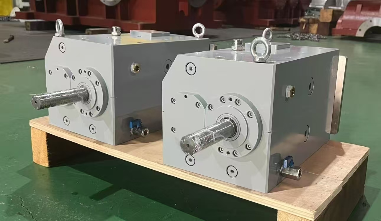 Twin Screw Extruder Gearbox Series Output Speed Range Of 10-1000 RPM